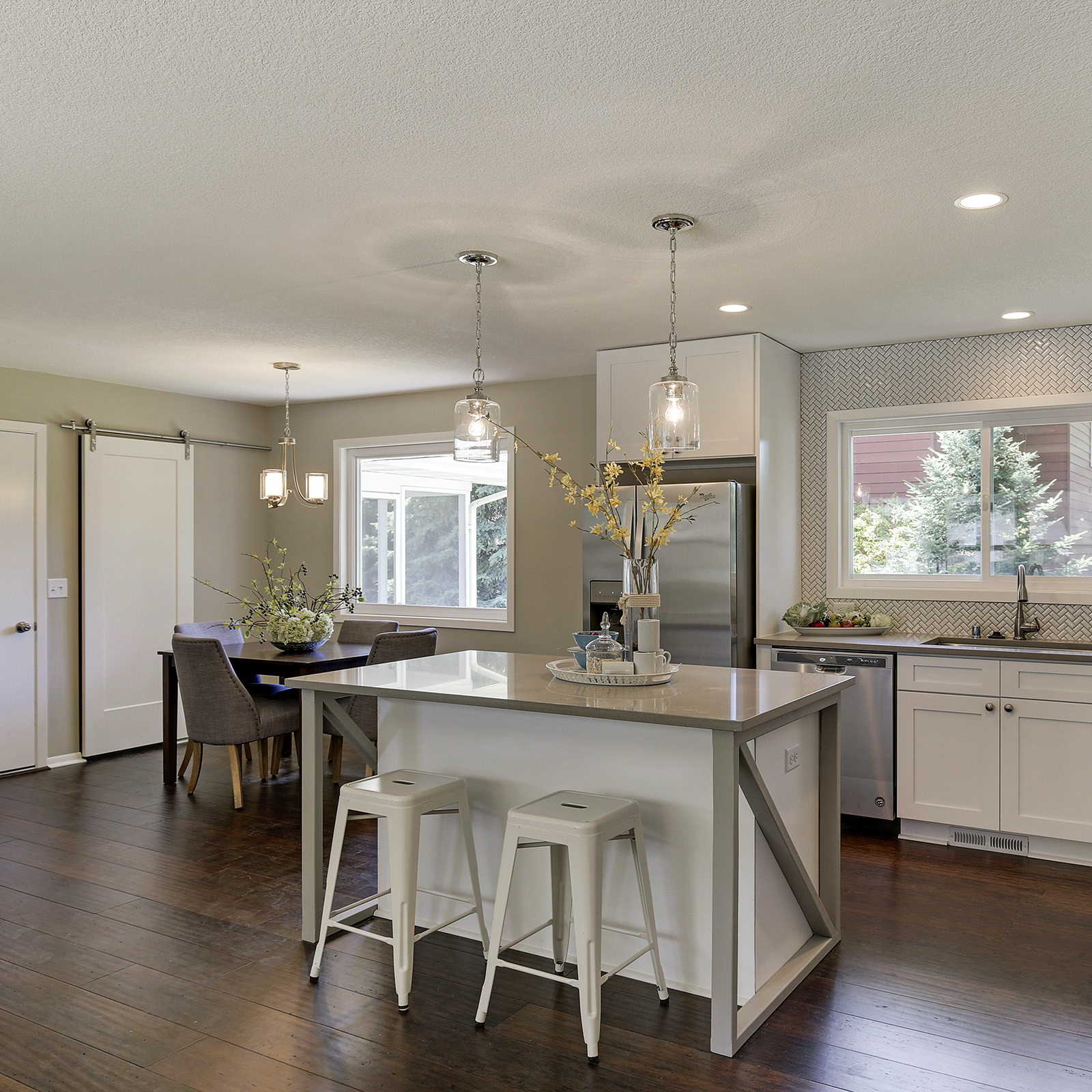 Anna Lari Lamps: Illuminating Your Space with Extraordinary Designs ...