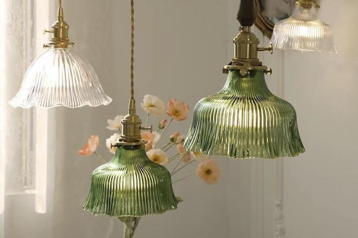 The Dazzling Brilliance of Jimmy Raiden Lights - Moonlighting